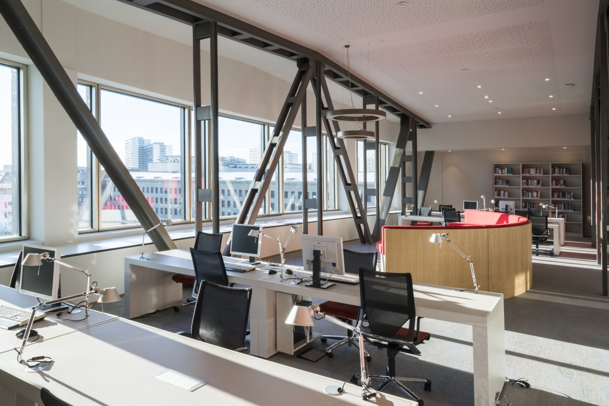 Information Center (IC) | ESMT Berlin